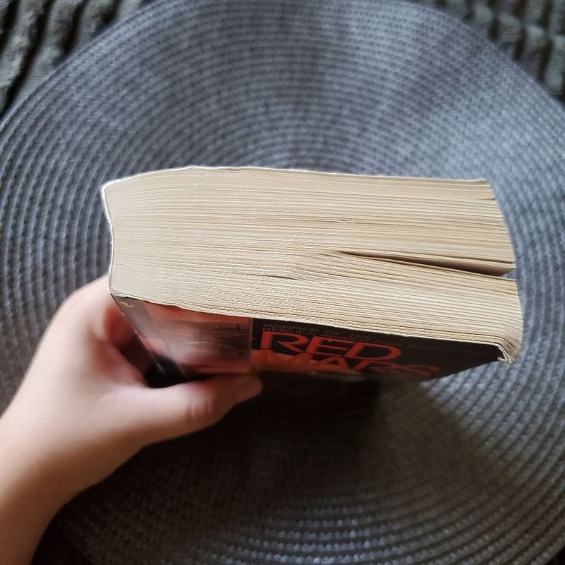 Red Mars by Kim Stanley Robinson, Paperback | Pangobooks