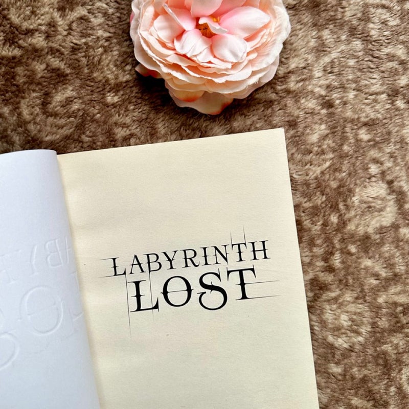 Labyrinth Lost by Zoraida Cordova, Paperback | Pangobooks