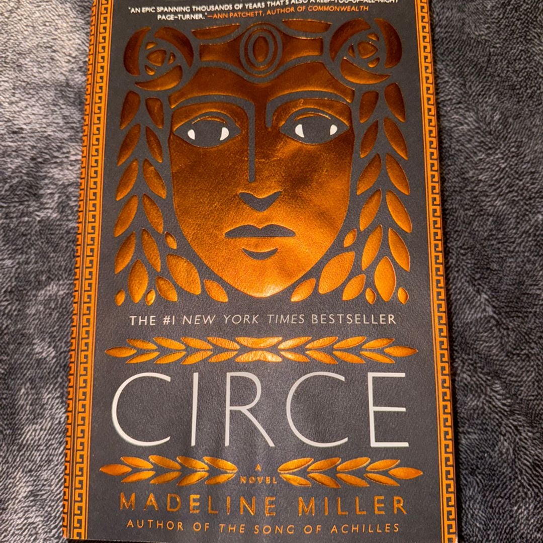 Circe by Madeline Miller, Hardcover | Pangobooks