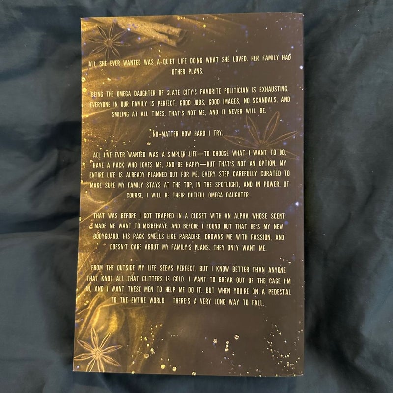 Knot Your Damn Omega & Knot All that Glitters by Devyn Sinclair, Paperback | Pangobooks