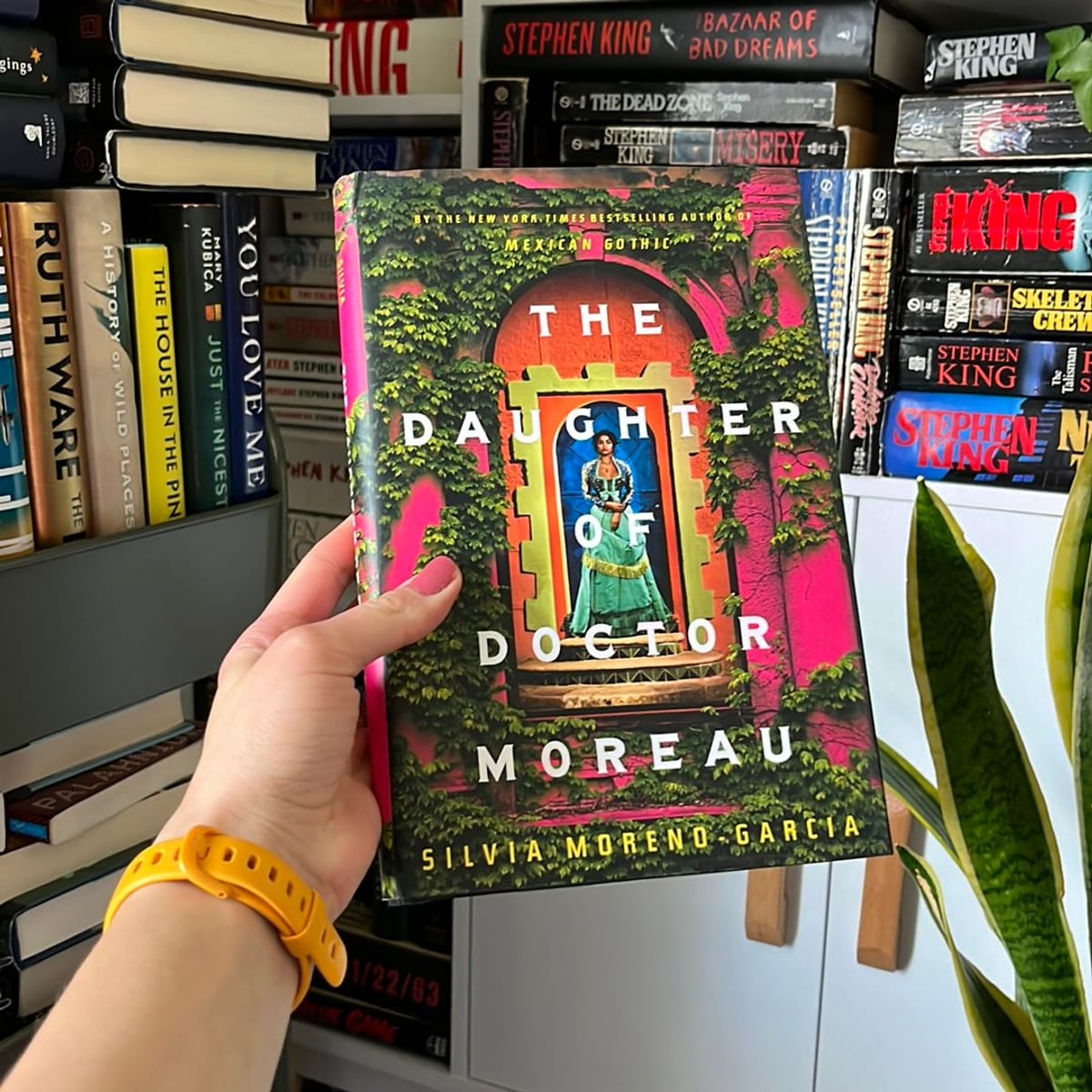 The Daughter of Doctor Moreau by Silvia Moreno-Garcia, Hardcover ...