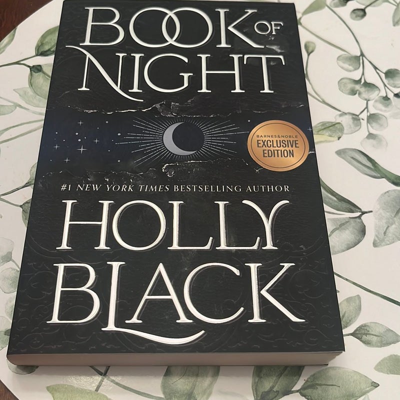 Book of Night by Holly Black, Paperback | Pangobooks