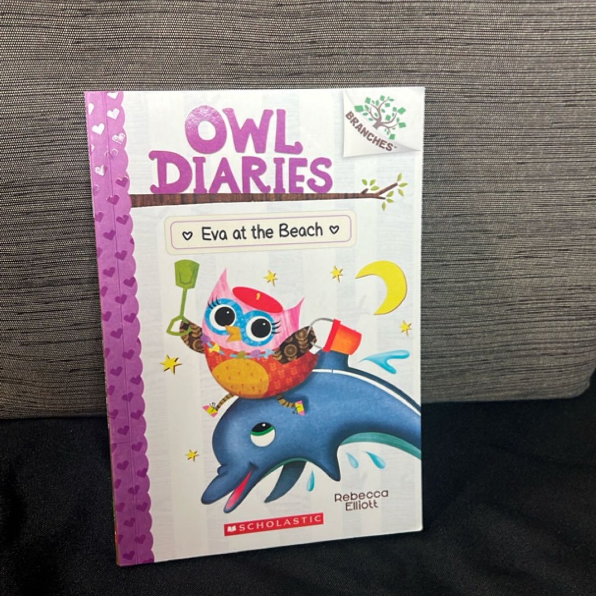 Eva at the Beach: a Branches Book (Owl Diaries #14) by Rebecca Elliott