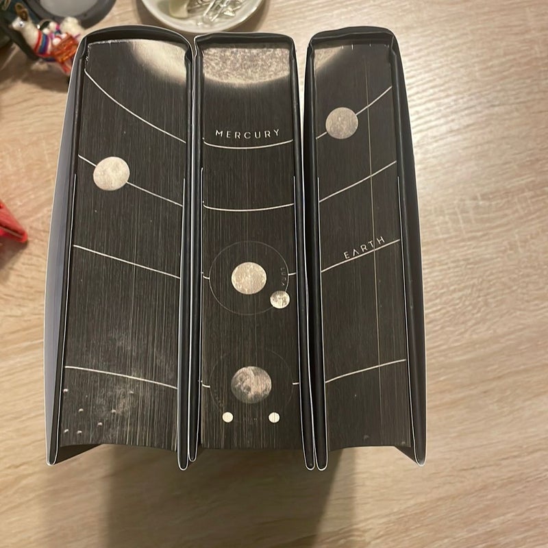 Red Rising Fairyloot Iron Edition w Enamel Pin by Pierce Brown ...