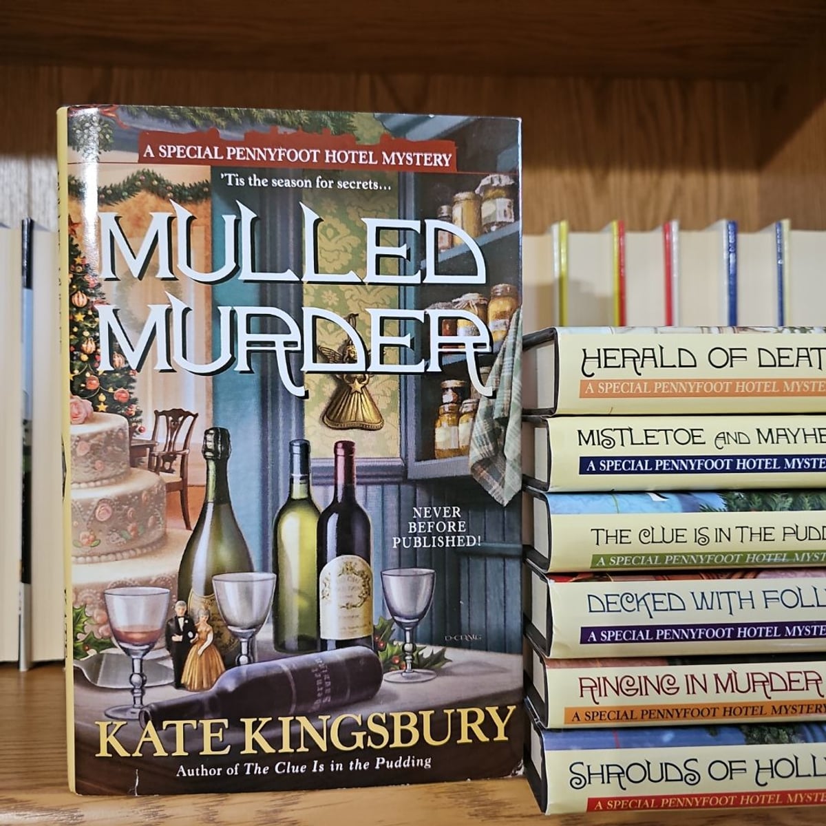 Mulled Murder by Kate Kingsbury , Hardcover | Pangobooks