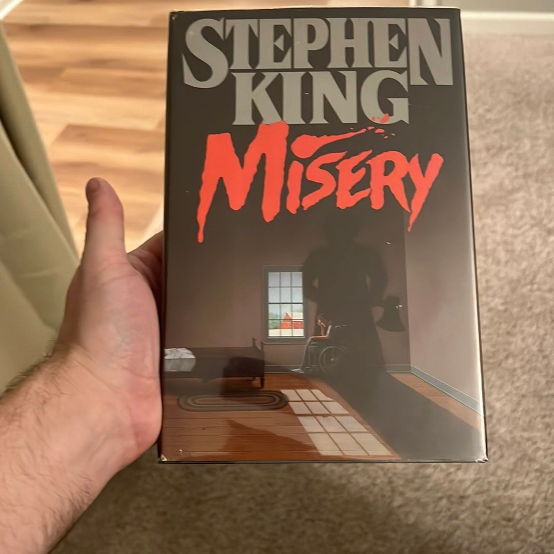 Misery by Stephen King, Hardcover | Pangobooks