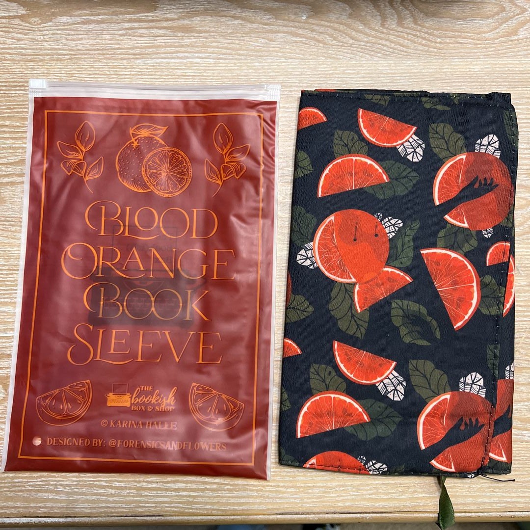 Book sleeve from Bookish Box by Karina Halle, Paperback | Pangobooks