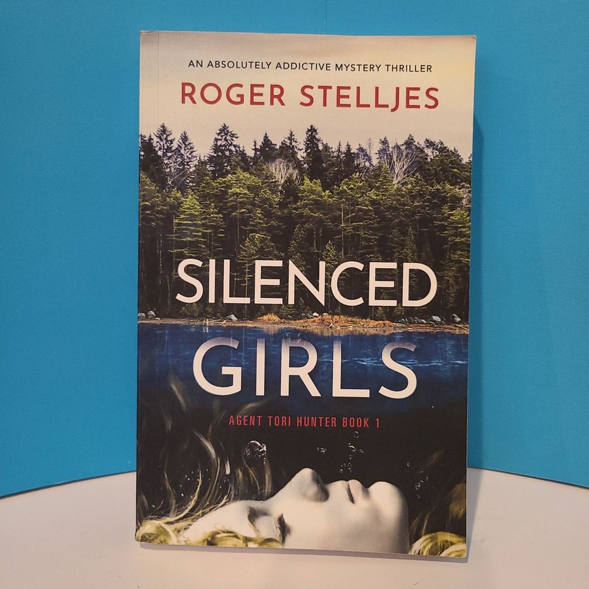 Silenced Girls by Roger Stelljes