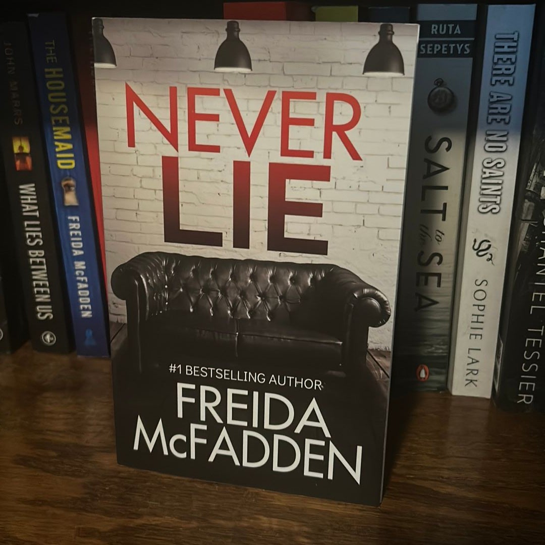 Never Lie by Freida McFadden, Paperback | Pangobooks