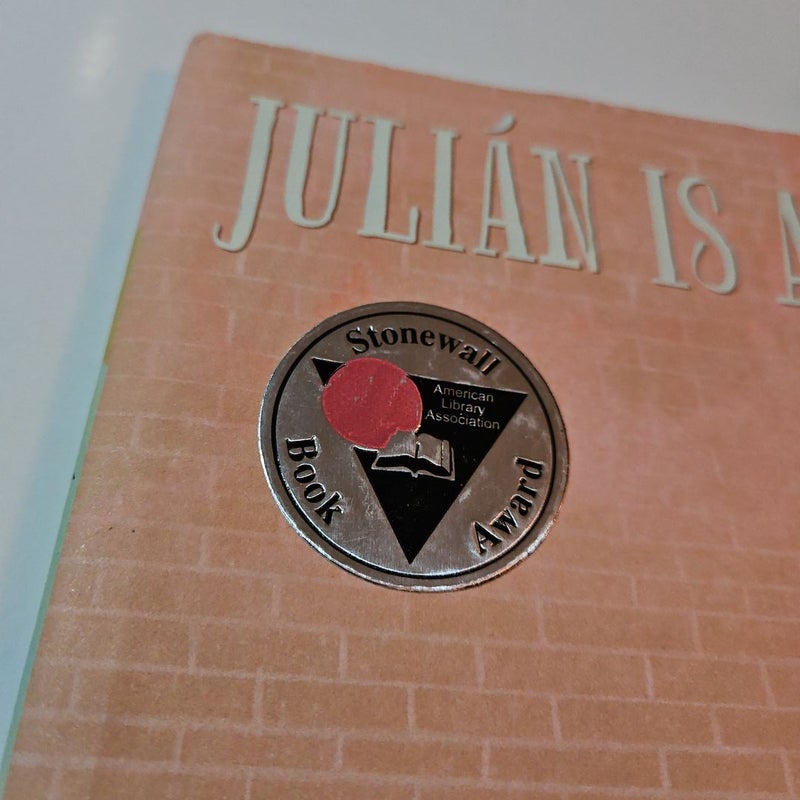 Julián Is a Mermaid by Jessica Love, Hardcover | Pangobooks