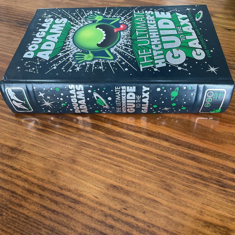 The Ultimate Hitchhiker's Guide to the Galaxy by Douglas Adams ...