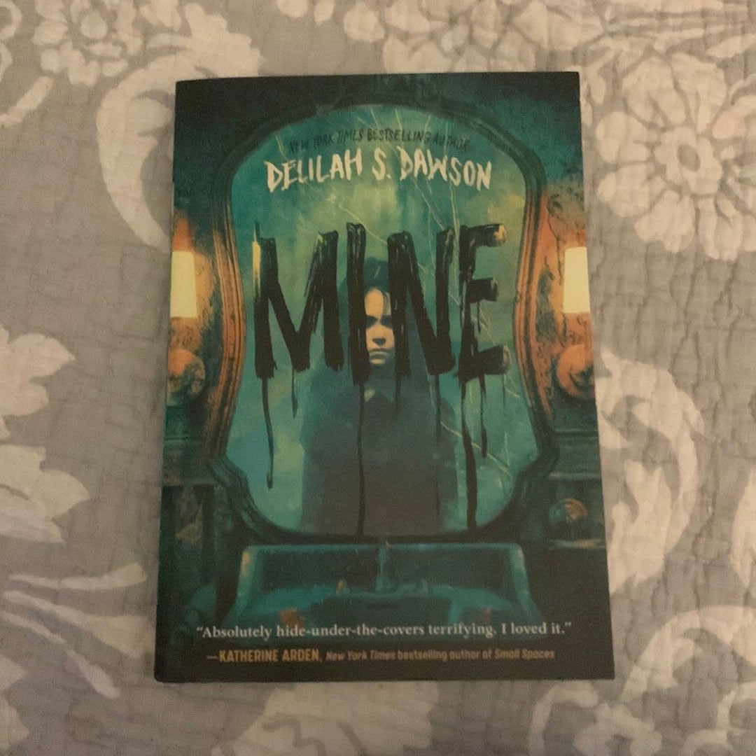 Mine by Delilah S. Dawson, Paperback | Pangobooks