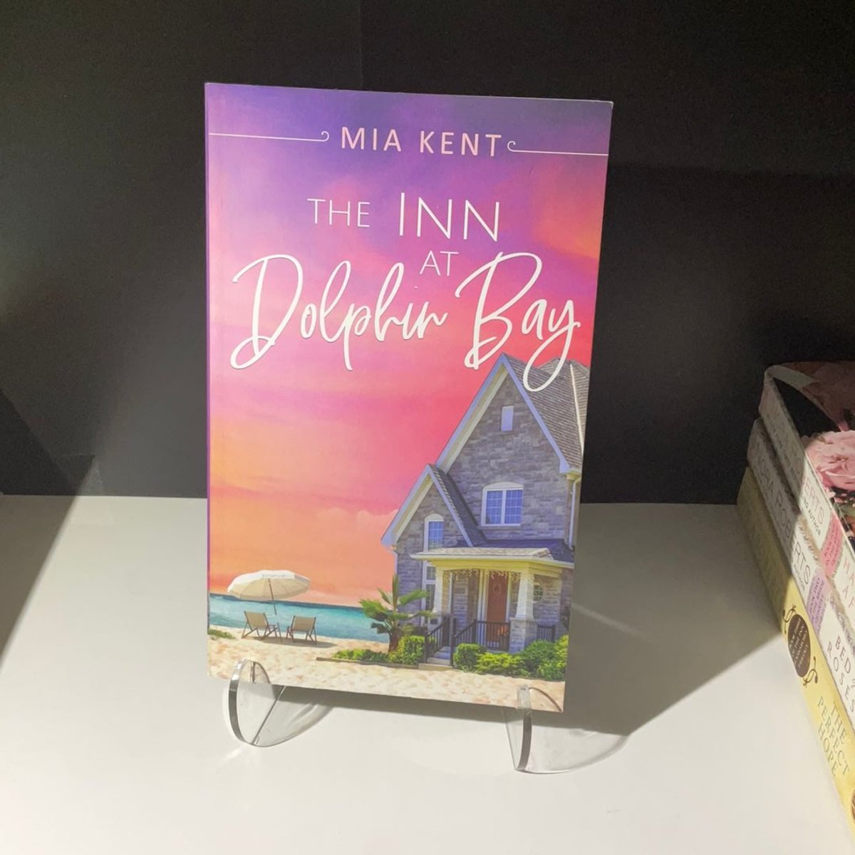 The Inn at Dolphin Bay by Mia Kent