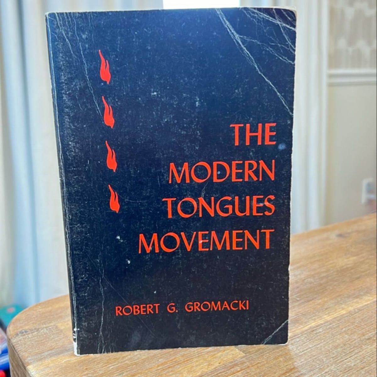Modern Tongues Movement by Robert G. Gromacki