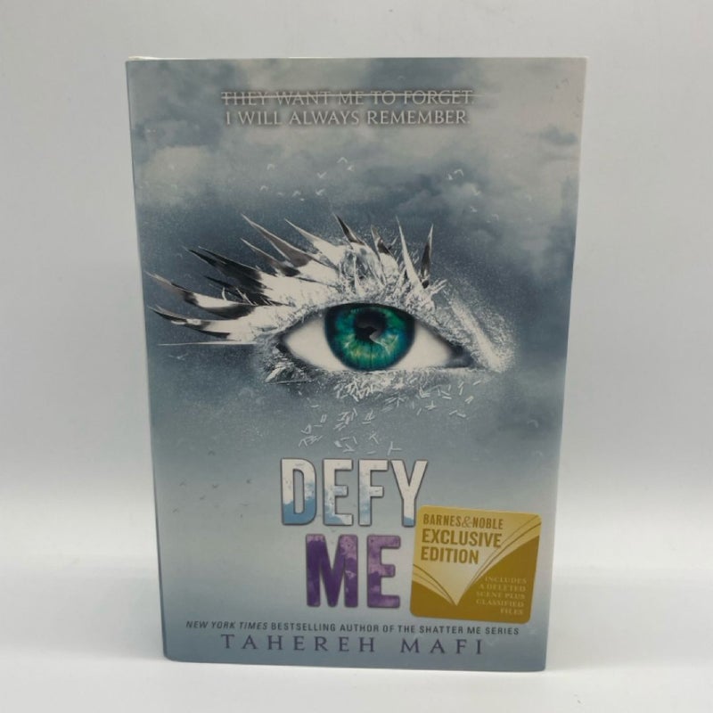 Defy Me by Tahereh Mafi , Hardcover | Pangobooks