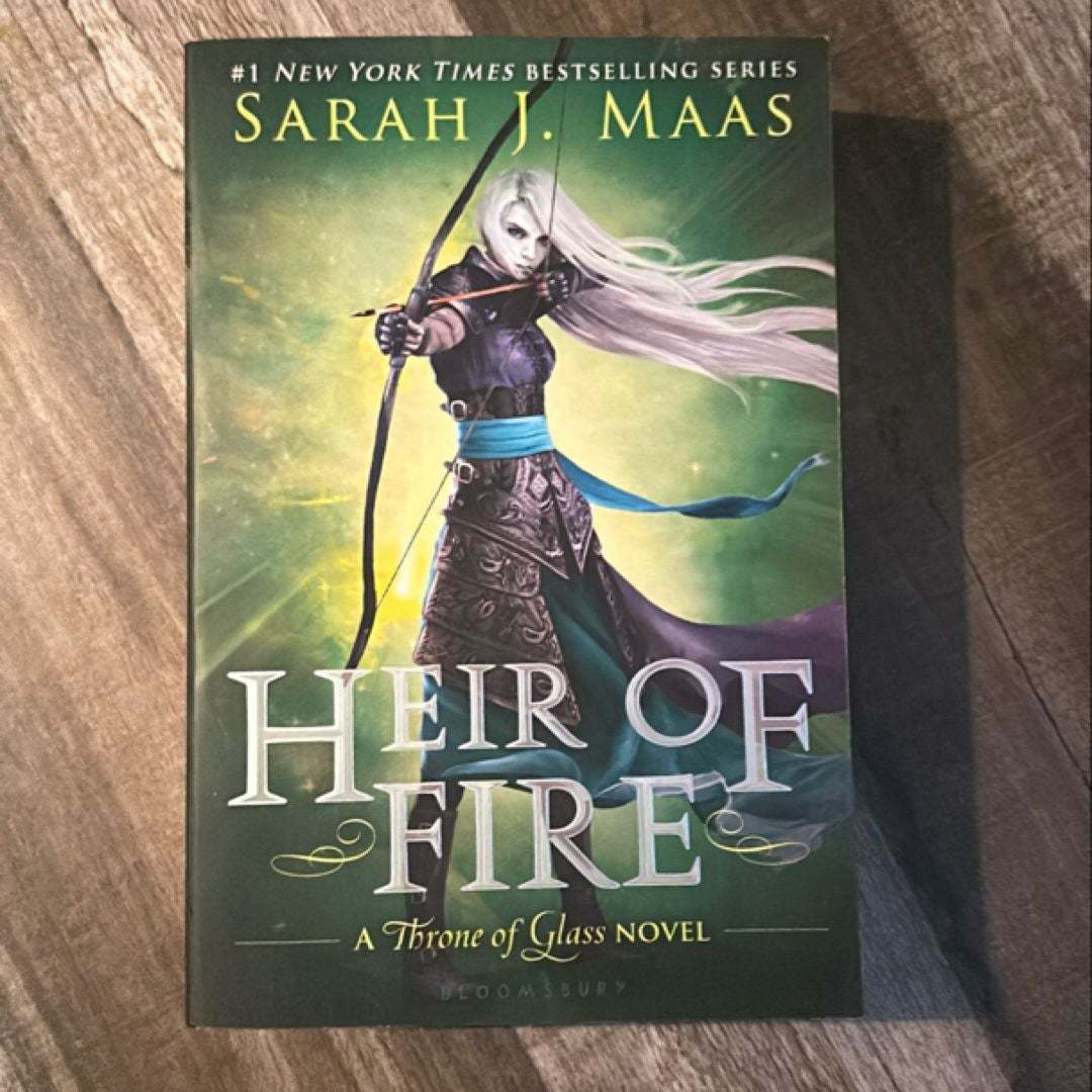 Heir of Fire by Sarah J. Maas, Paperback | Pangobooks