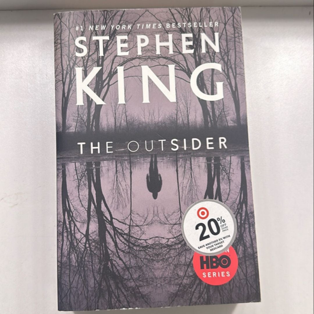 The Outsider by Stephen King, Paperback | Pangobooks