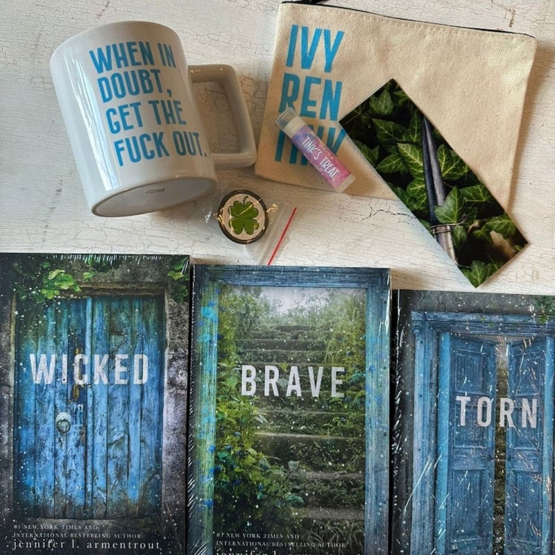 Wicked Trilogy Hello Lovely Box by Jennifer Armentrout, Paperback ...