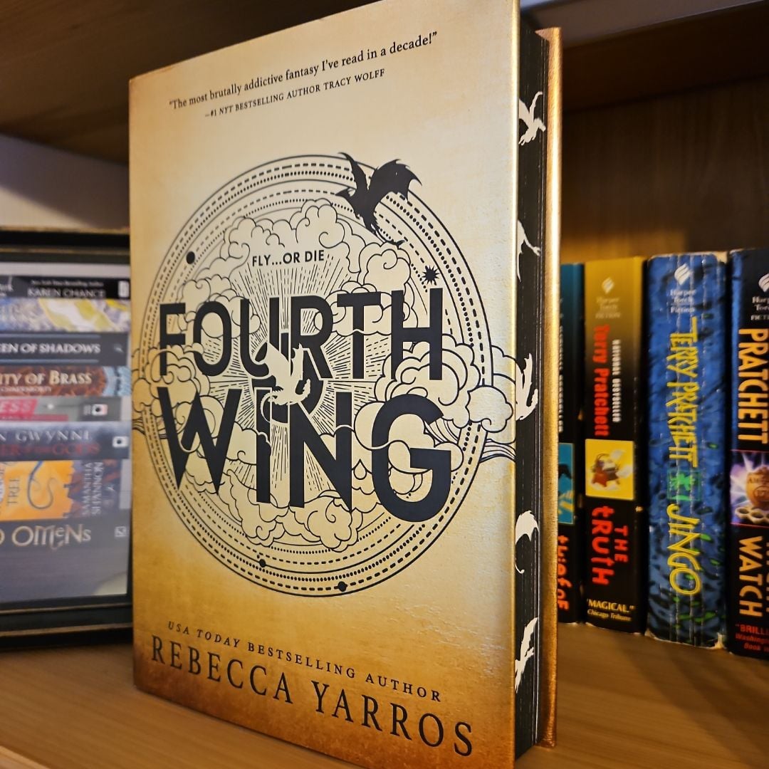 Fourth Wing by Rebecca Yarros, Hardcover | Pangobooks