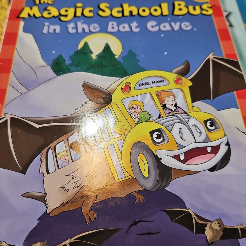 The Magic School Bus in the Bat Cave by Jeanette Lane
