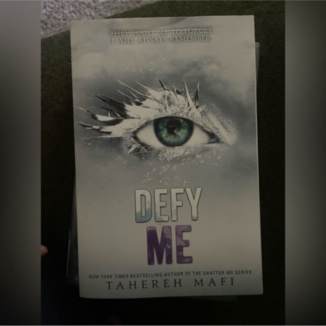 Defy Me by Tahereh Mafi , Paperback | Pangobooks