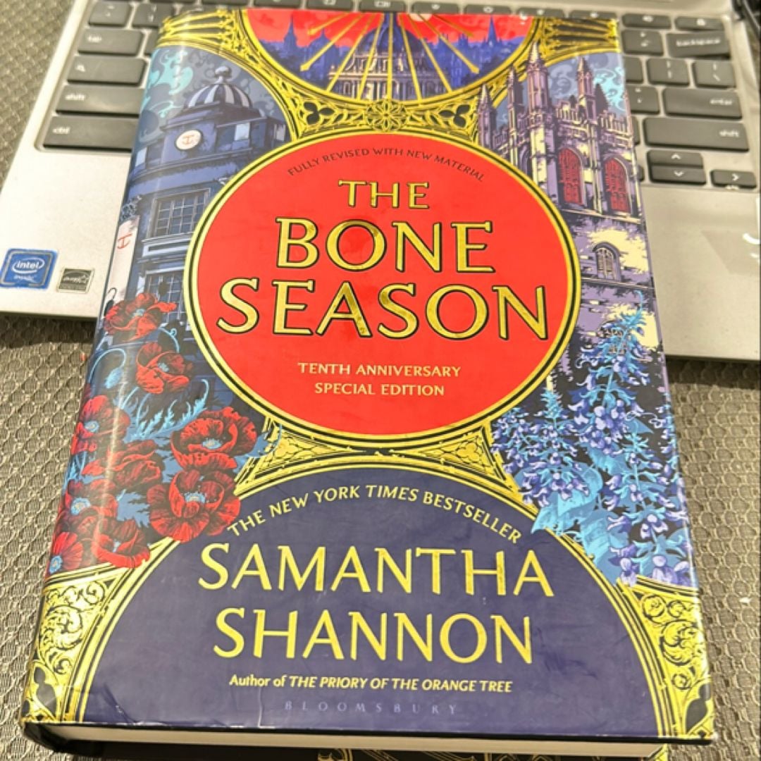 The Bone Season by Samantha Shannon, Hardcover | Pangobooks