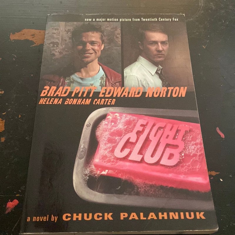 Fight Club by Chuck Palahniuk, Paperback | Pangobooks