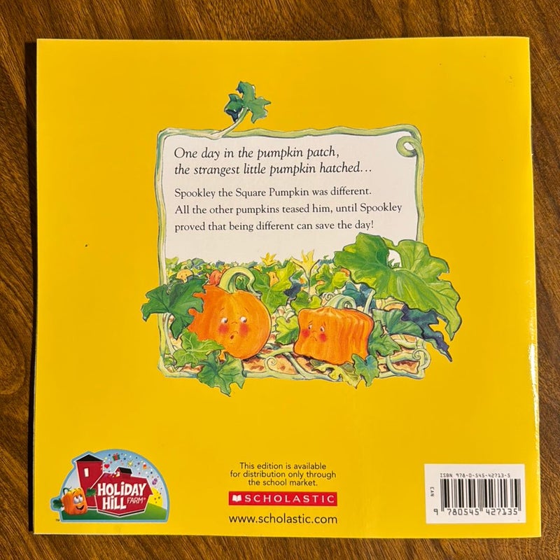 Spookley, the square pumpkin by Joe Troiano, Paperback | Pangobooks