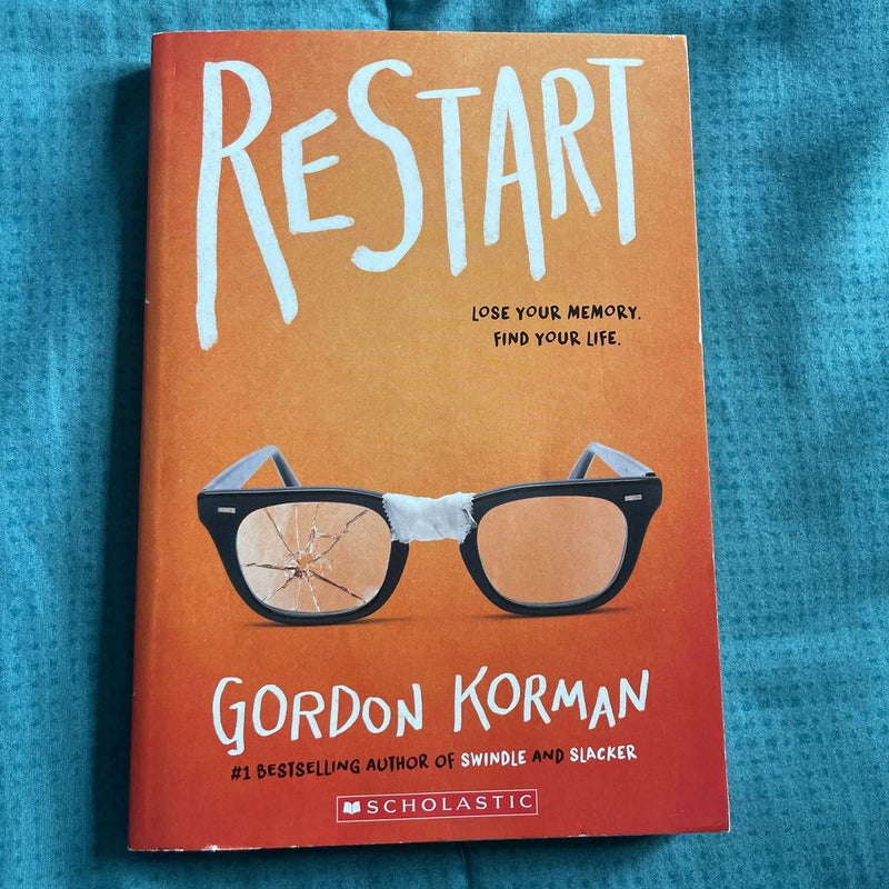Restart by Gordon Korman , Paperback | Pangobooks