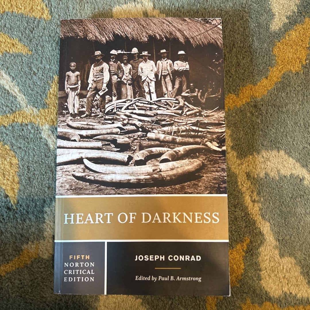 Heart of Darkness by Joseph Conrad , Paperback | Pangobooks
