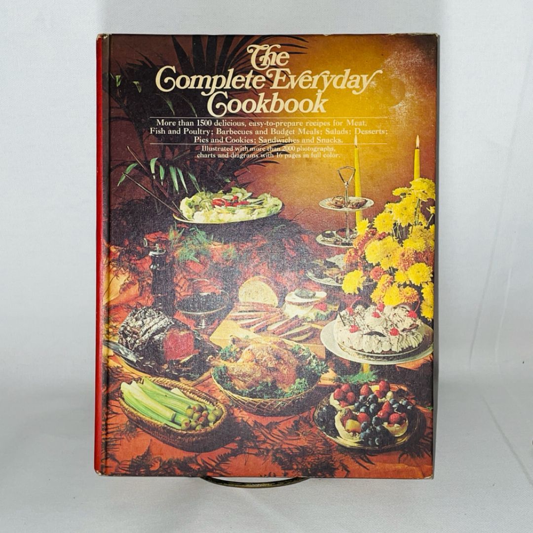 The Complete Golfer's Catalogue by John Stravinsky