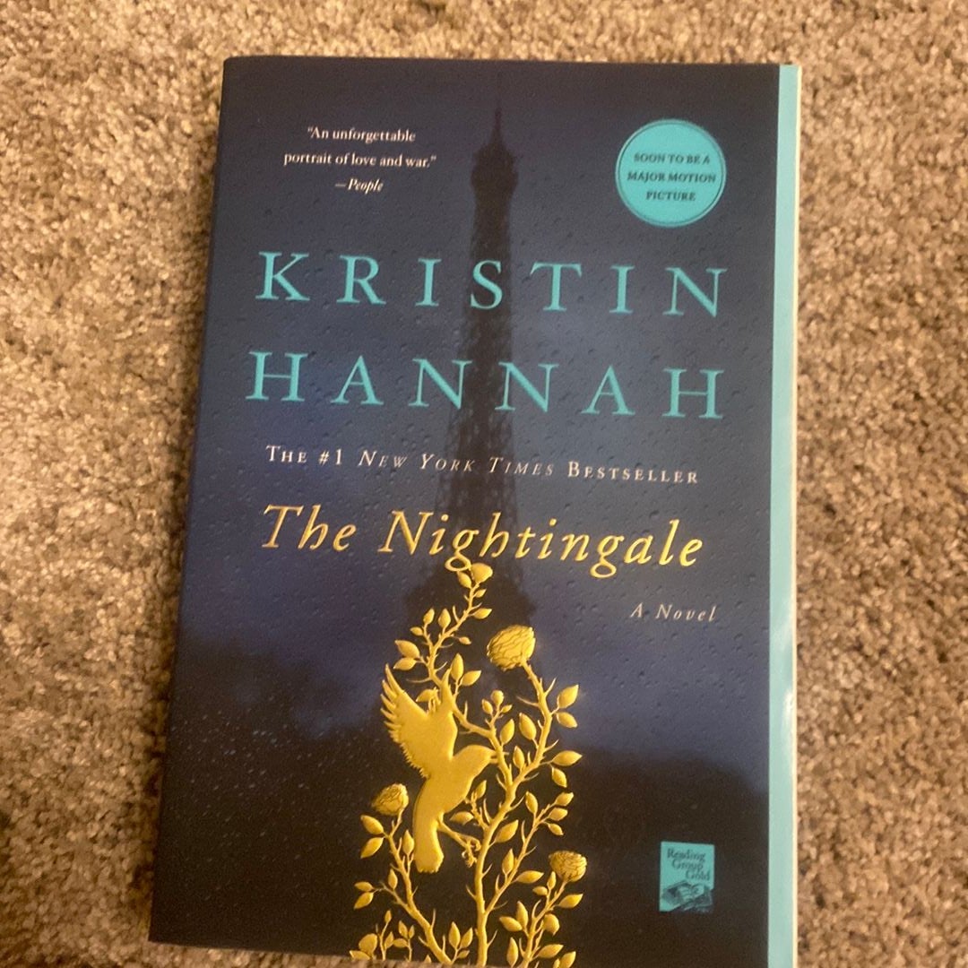 The Nightingale by Kristin Hannah, Paperback | Pangobooks