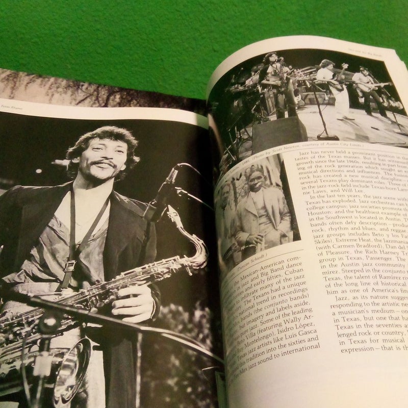 Texas Rhythm, Texas Rhyme by Larry Willoughby, Paperback | Pangobooks