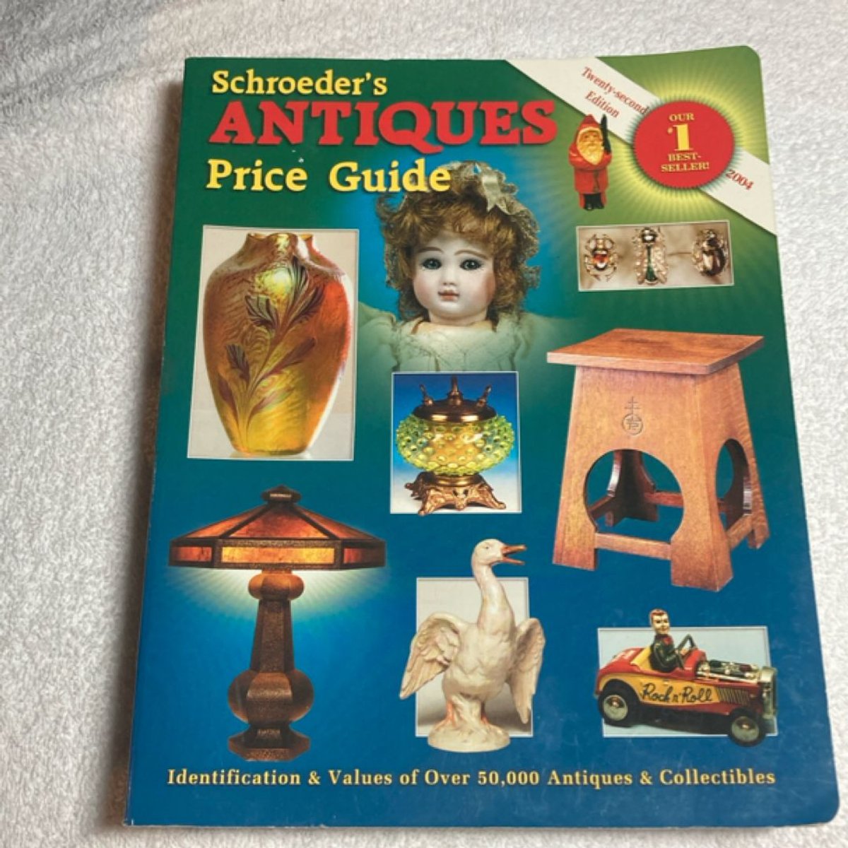Schroeder's Antiques Price Guide by Sharon Huxford