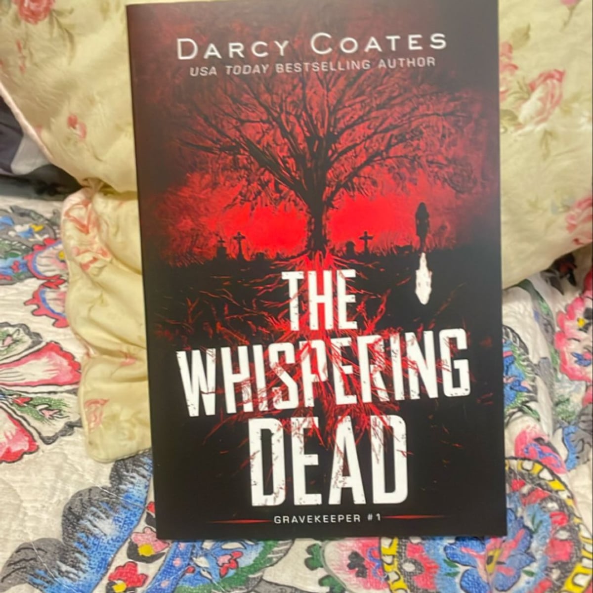 The Whispering Dead by Darcy Coates