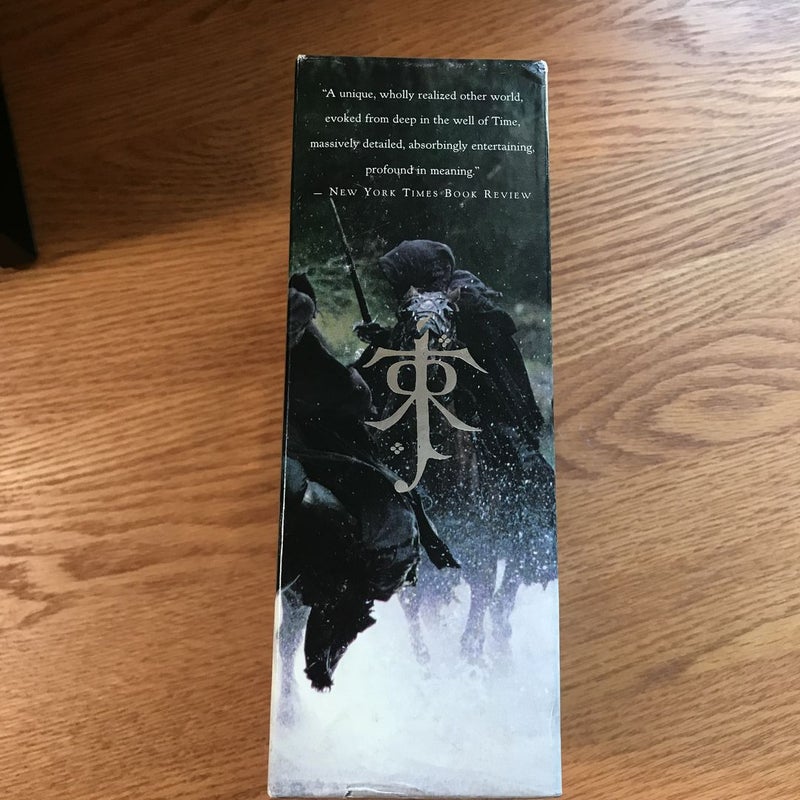 The Lord Of The Rings Box Set by J.R.R.Tolkien, Paperback | Pangobooks