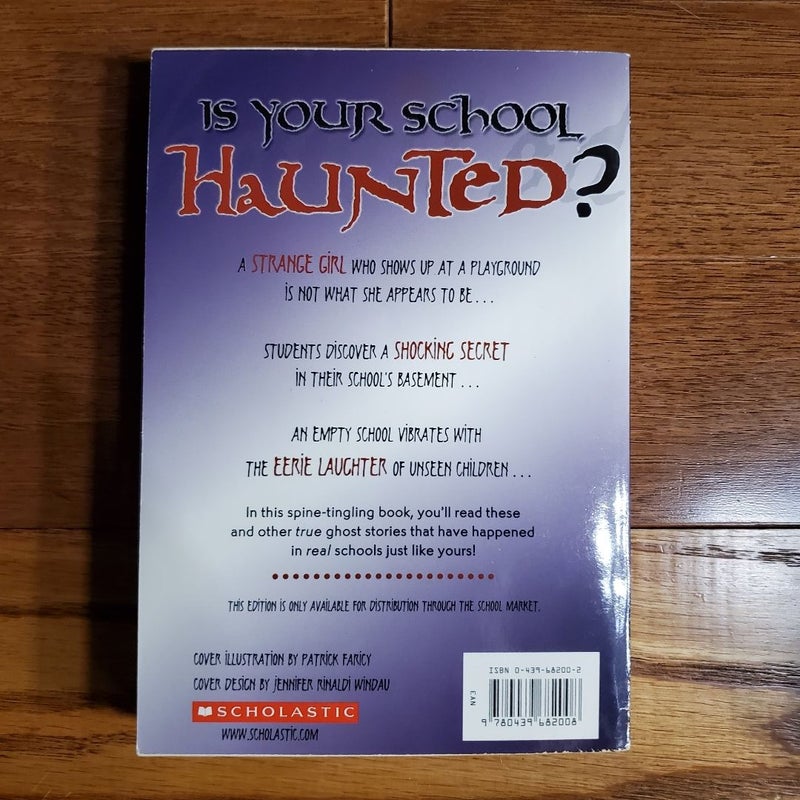Haunted Schools by Allan Zullo, Paperback | Pangobooks