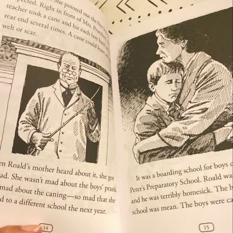 Who Was Roald Dahl? by True Kelley, Who HQ