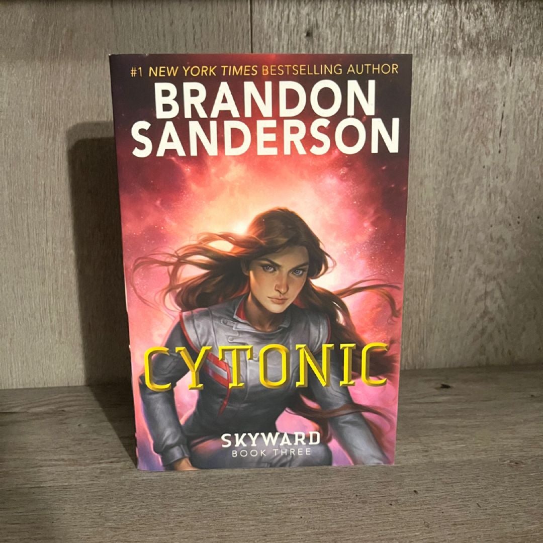 Cytonic by Brandon Sanderson, Paperback | Pangobooks