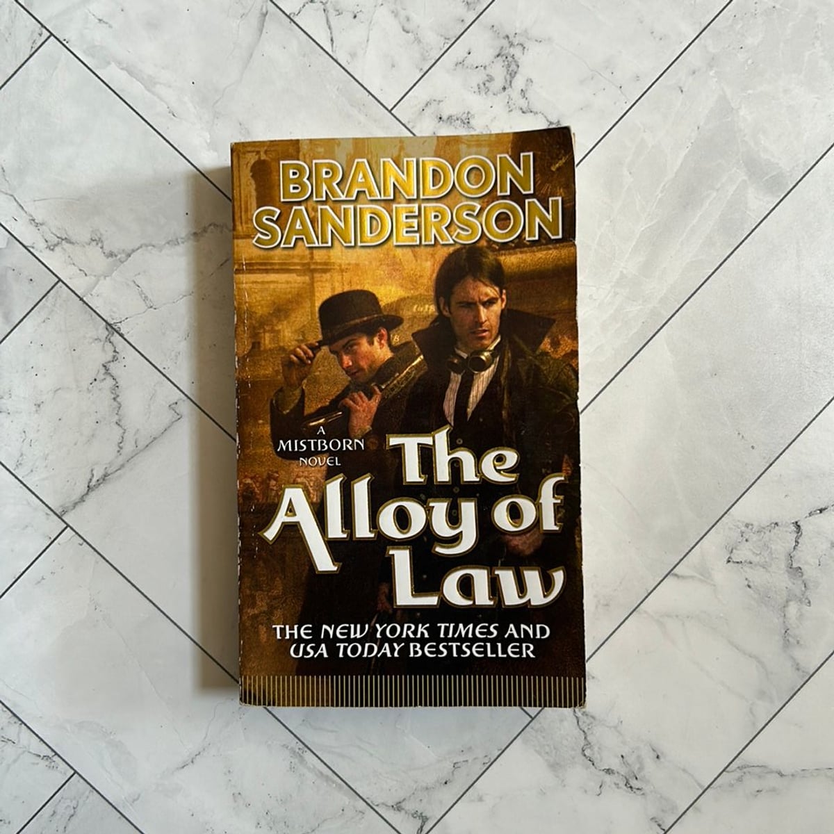The Alloy of Law by Brandon Sanderson, Paperback | Pangobooks