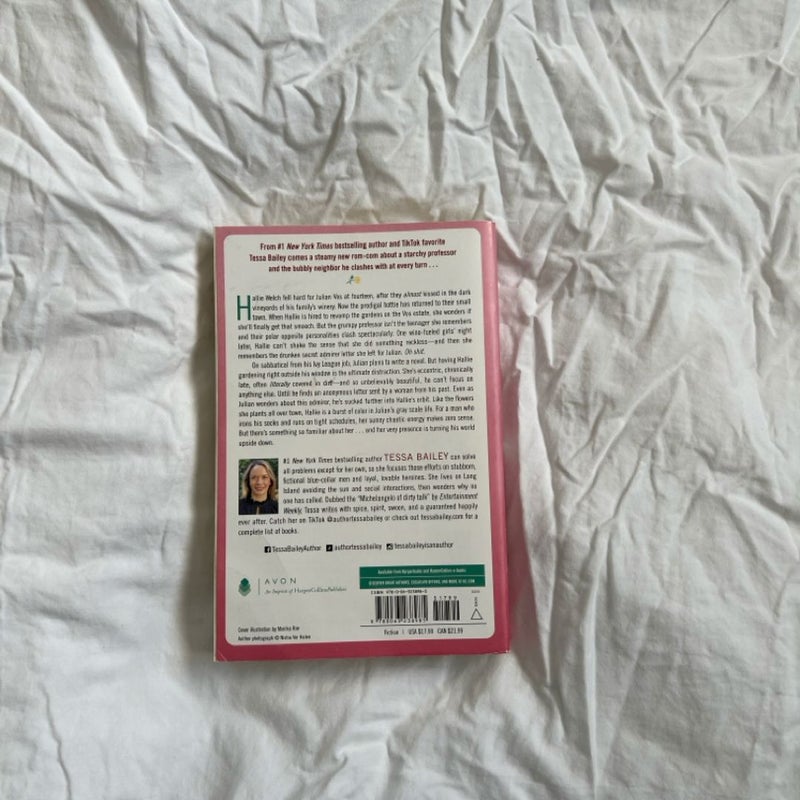 Secretly Yours by Tessa Bailey, Paperback | Pangobooks