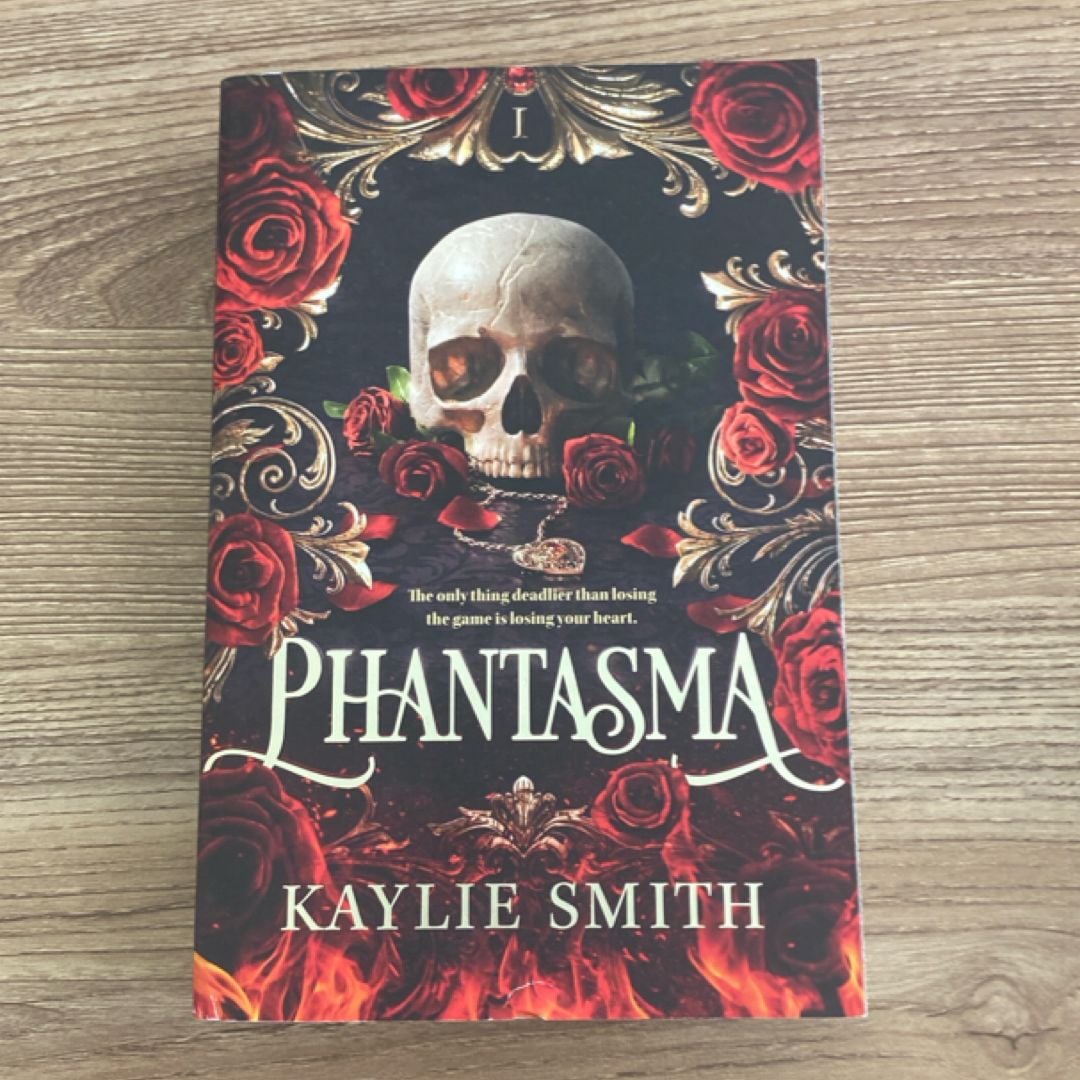 Phantasma by Kaylie Smith, Paperback | Pangobooks