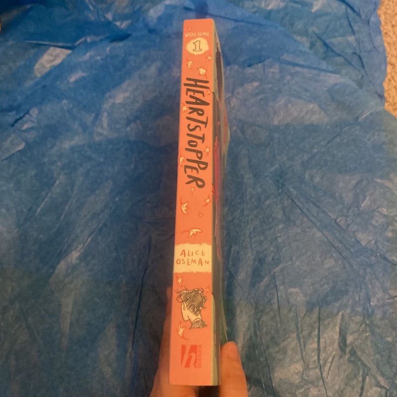 Heartstopper by Alice Oseman, Paperback | Pangobooks