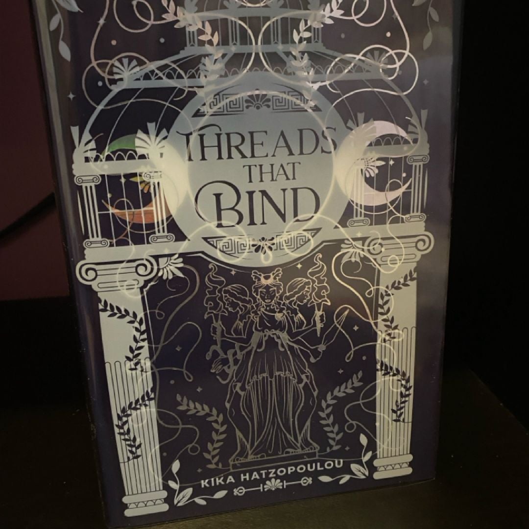 Threads that Bind by Kika Hatzopoulou, Hardcover | Pangobooks