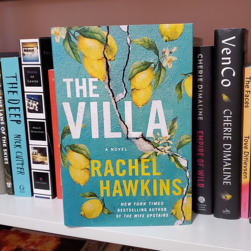 The Villa by Rachel Hawkins, Hardcover | Pangobooks