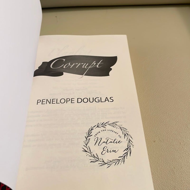 Corrupt *OOP*cover by Penelope Douglas, Paperback | Pangobooks
