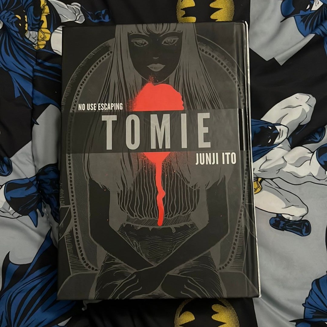 Tomie: Complete Deluxe Edition by Junji Ito, Hardcover | Pangobooks