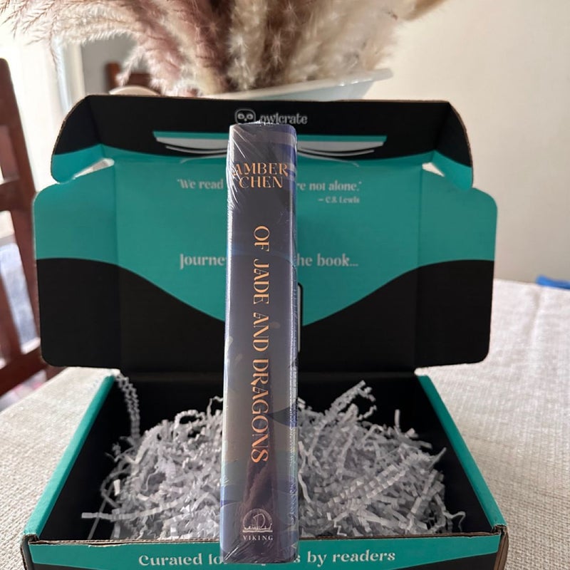 Of Jade and Dragons by Amber Chen, Hardcover | Pangobooks