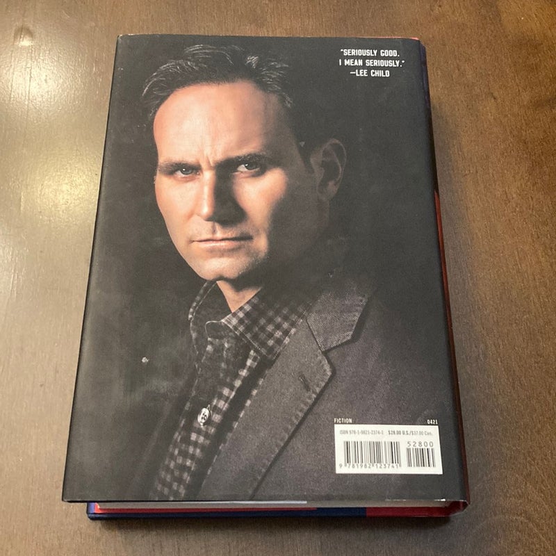 The Devil's Hand by Jack Carr, Hardcover | Pangobooks