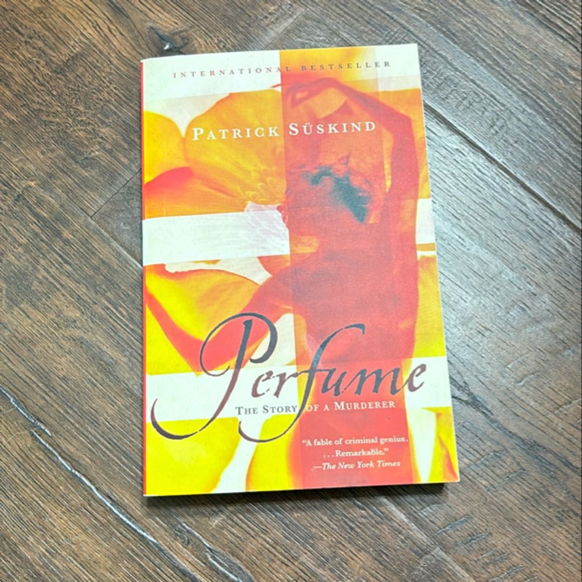 Perfume by Patrick Süskind, Paperback | Pangobooks